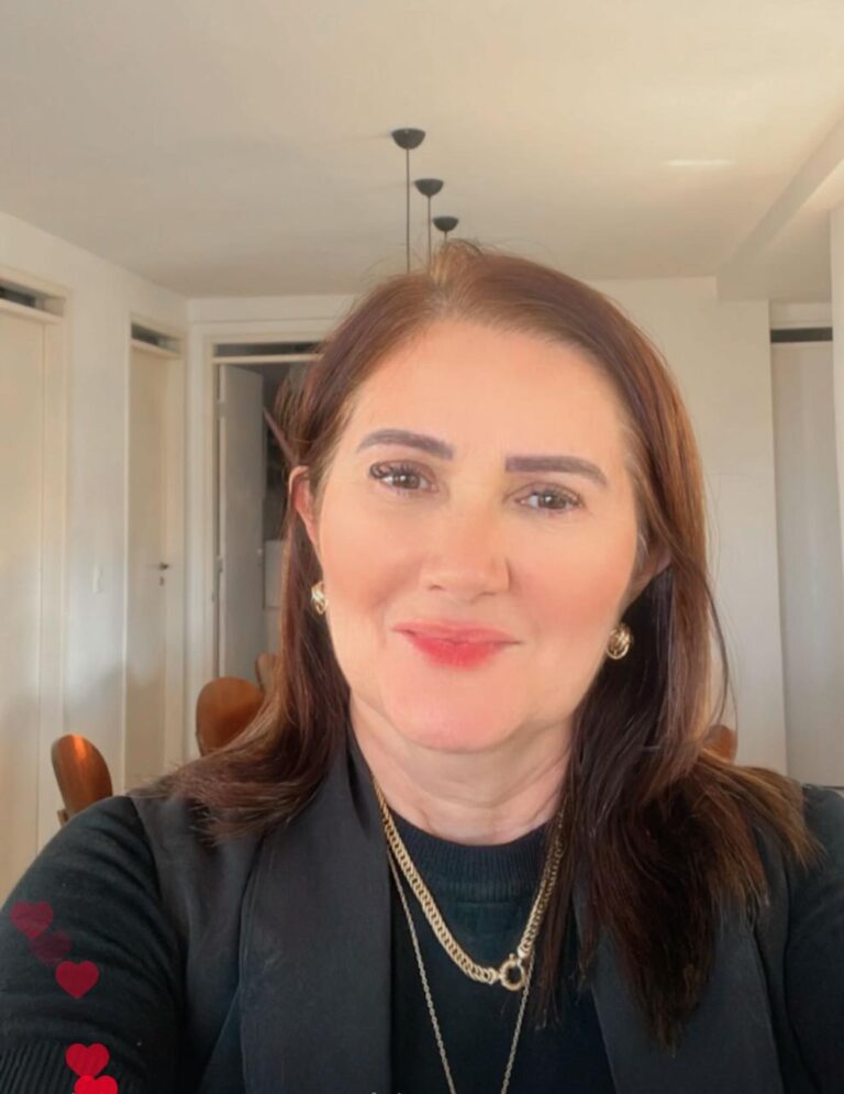 Ana Virgínia Aragão | UniLogos